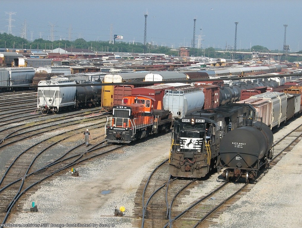 NS 8583 at the IHB yard